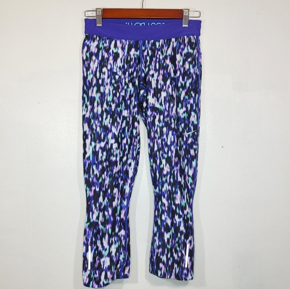 Nike | Pants & Jumpsuits | Nike Drifit Purple Fleck Relay Cropped ...